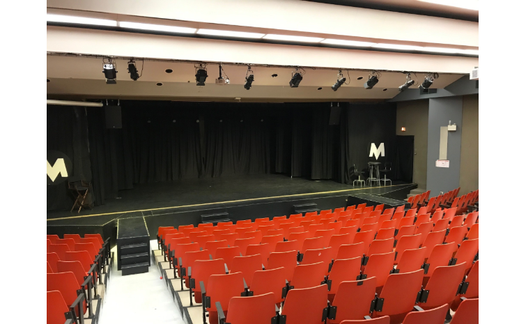 Salle multimédia Desjardins (Auditorium) | La Fabrique à projets
